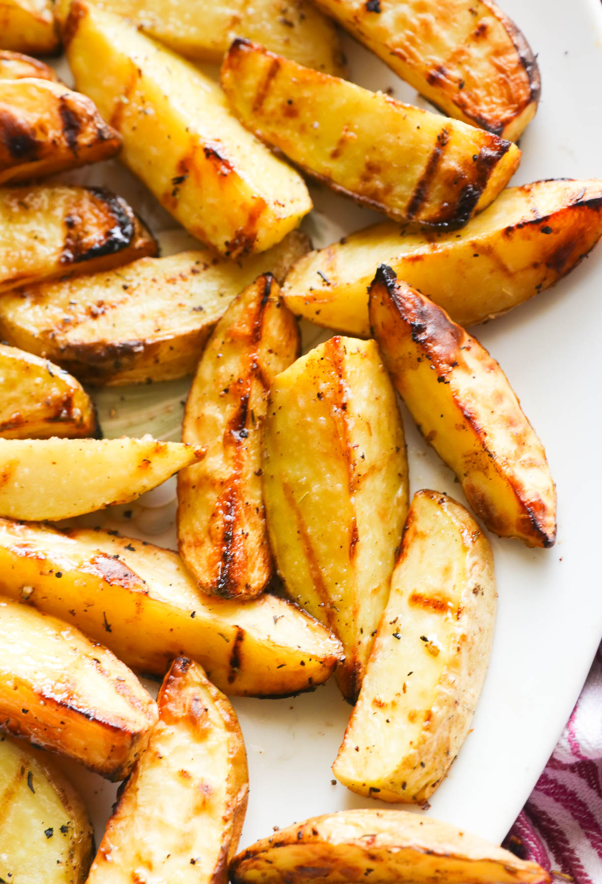 Grilled Potato Wedges - feedthegrill.com